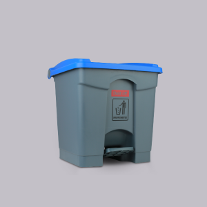 Dust off Garbage Bin
